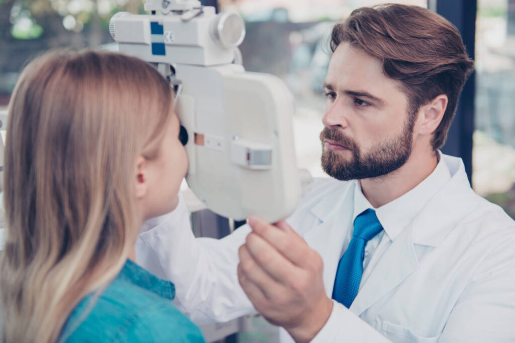 Strabizam kod djece - Uzroci, Simptomi i Liječenje | Optometrija.net